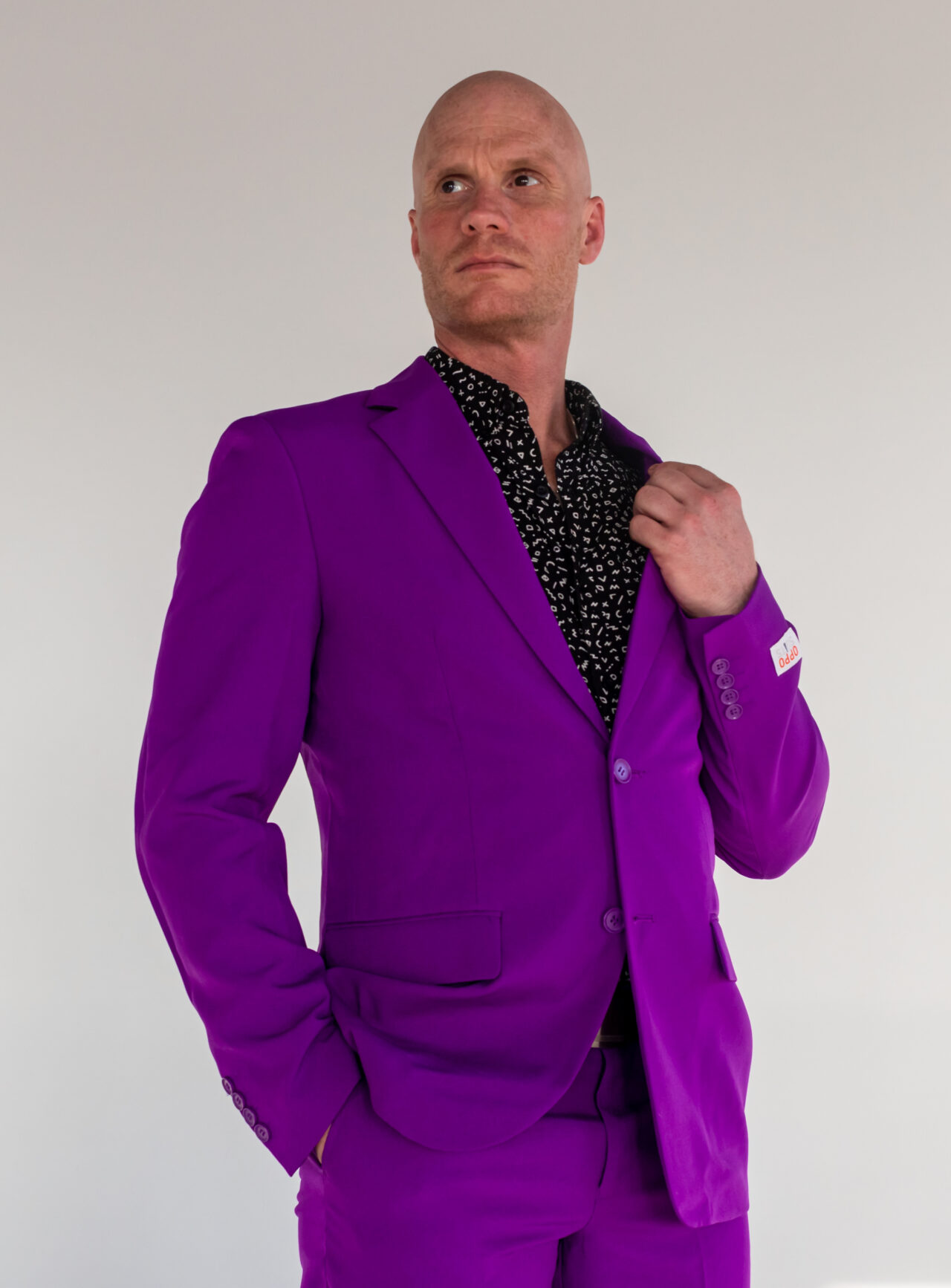 Meet the Band - Men in Cheap Suits